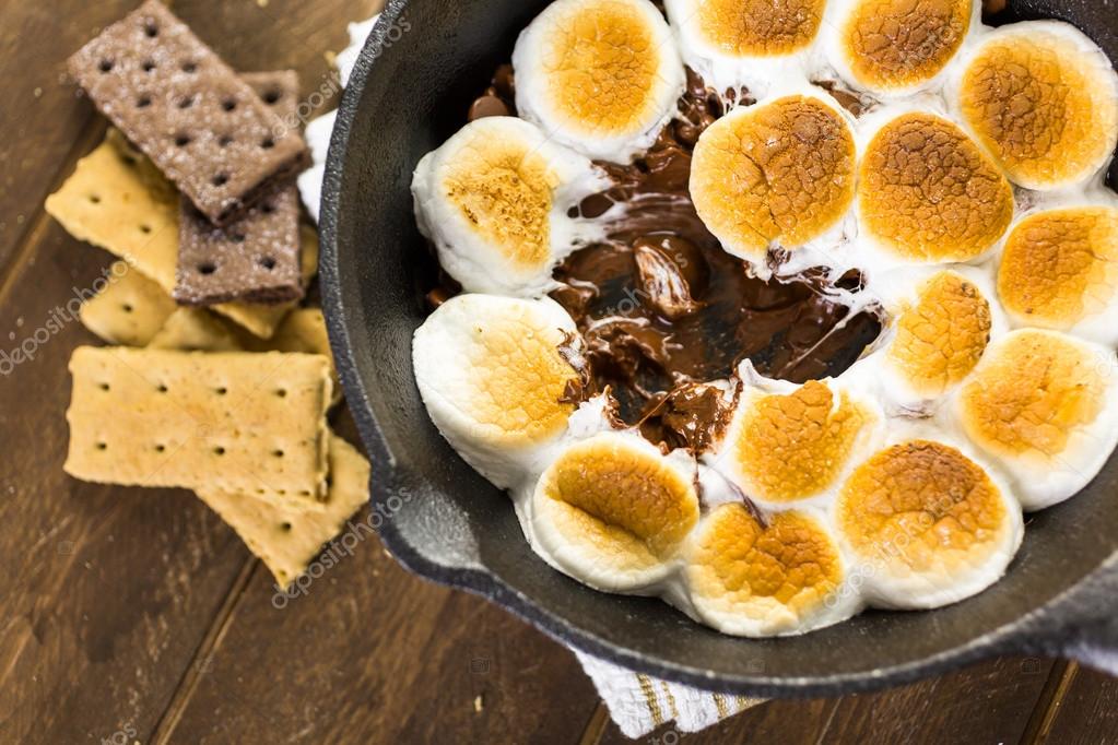 Smores dip with large marshmallows Stock Photo by ©urban_light 80712042