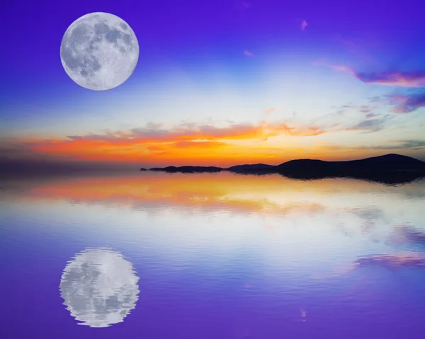 Moon reflection - Stock Image - Everypixel