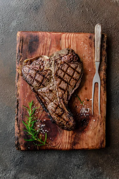 Tomahawk steak grilled stock fotografie, royalty free Tomahawk steak ...