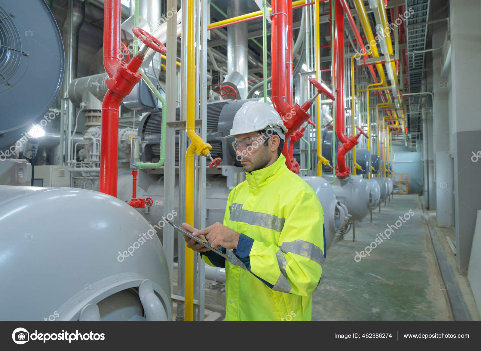 Engineer Man Worker People Using Tablet Device Working Industry Factory ...