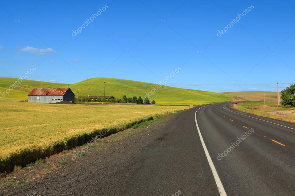 Rural drive in Washington state — Stock Photo © snehitdesign #59457001