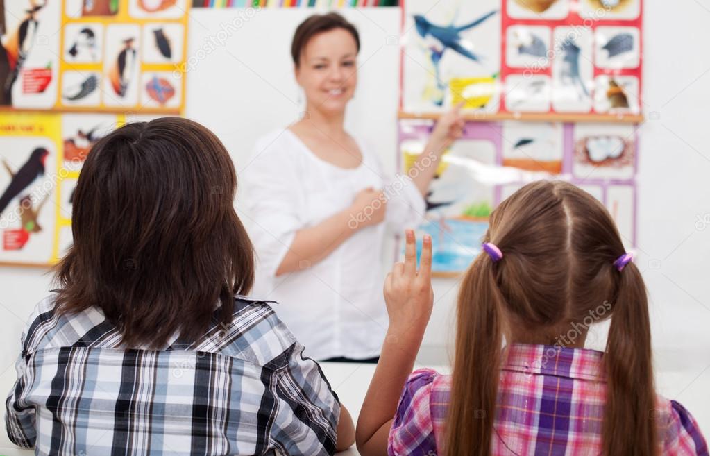 Kids in elementary science class Stock Photo by ©ilona75 85904212