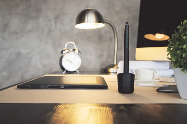 Desktop lamp Images - Search Images on Everypixel