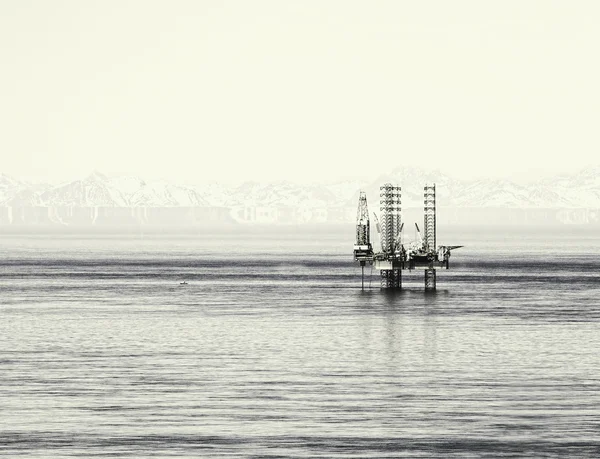 119 Alaska rig Stock Photos | Free & Royalty-free Alaska rig Images ...