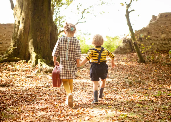 Children leaving Stock Photos, Royalty Free Children leaving Images ...