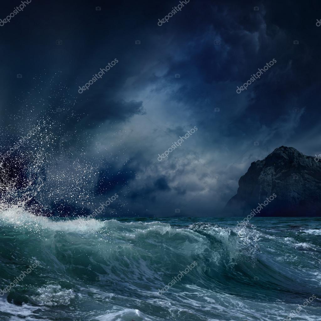 Stormy sea Stock Photo by ©I_g0rZh 58219741