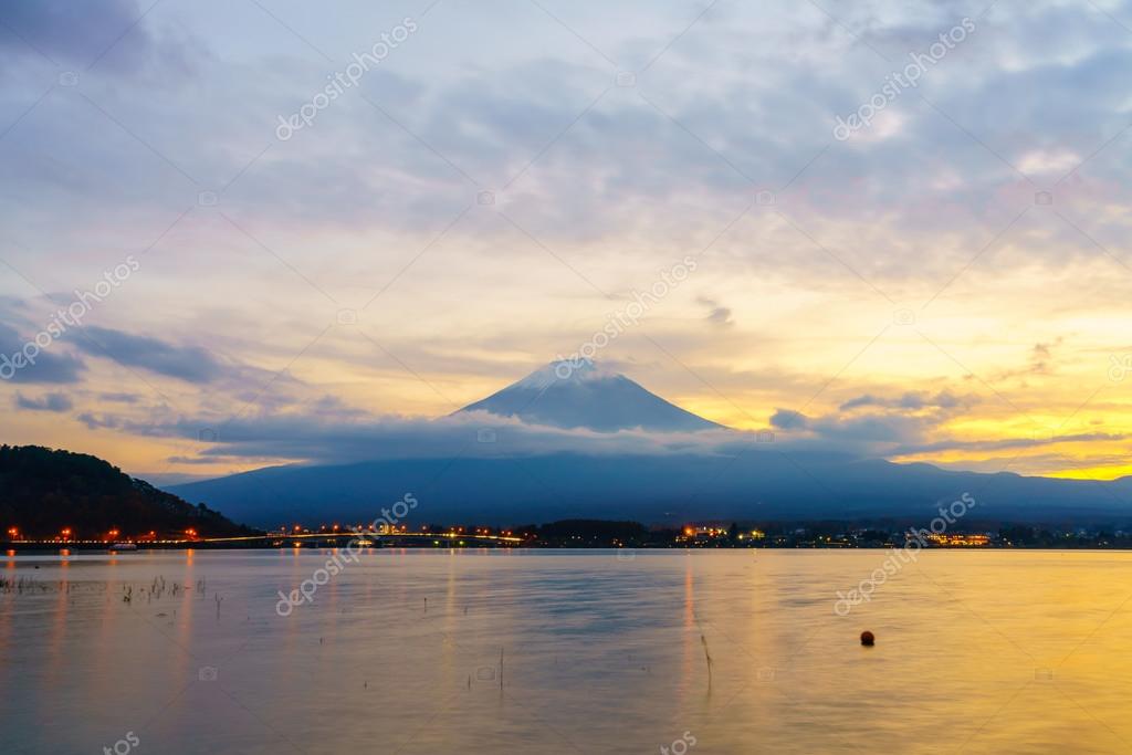 Mount Fuji sunset, Japan — Stock Photo © jannystockphoto #113429066
