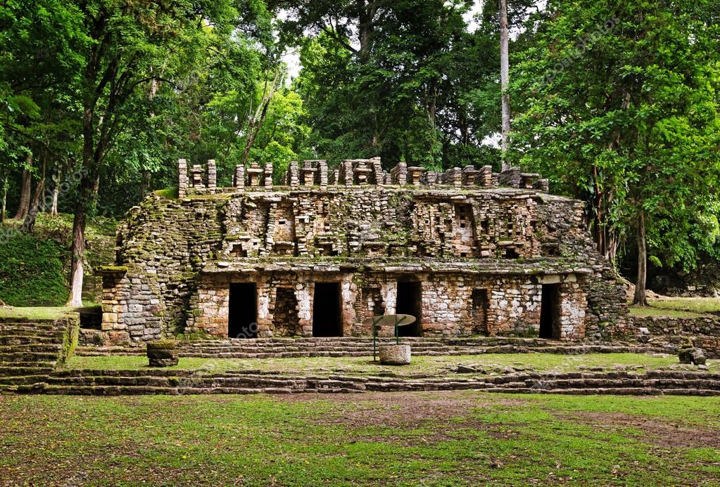 Yaxchilan archeological site, Chiapas, Mexico Stock Photo by ©tehnik751 ...