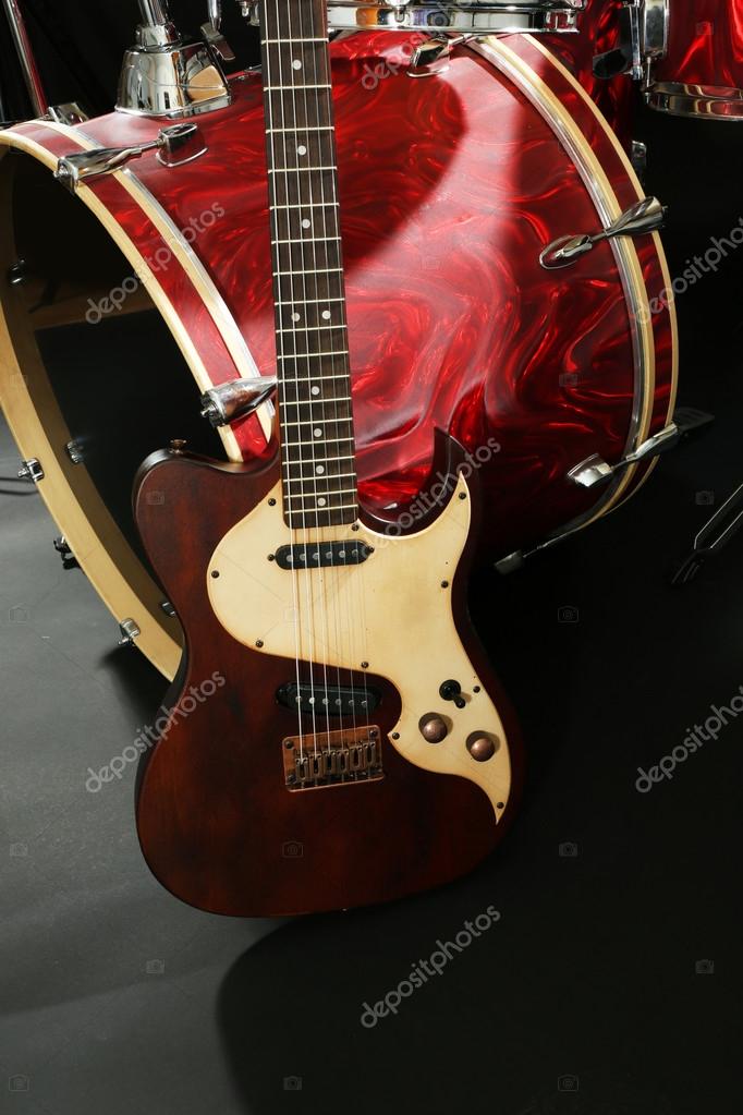 Musical instruments on stage Stock Photo by ©belchonock 100239080