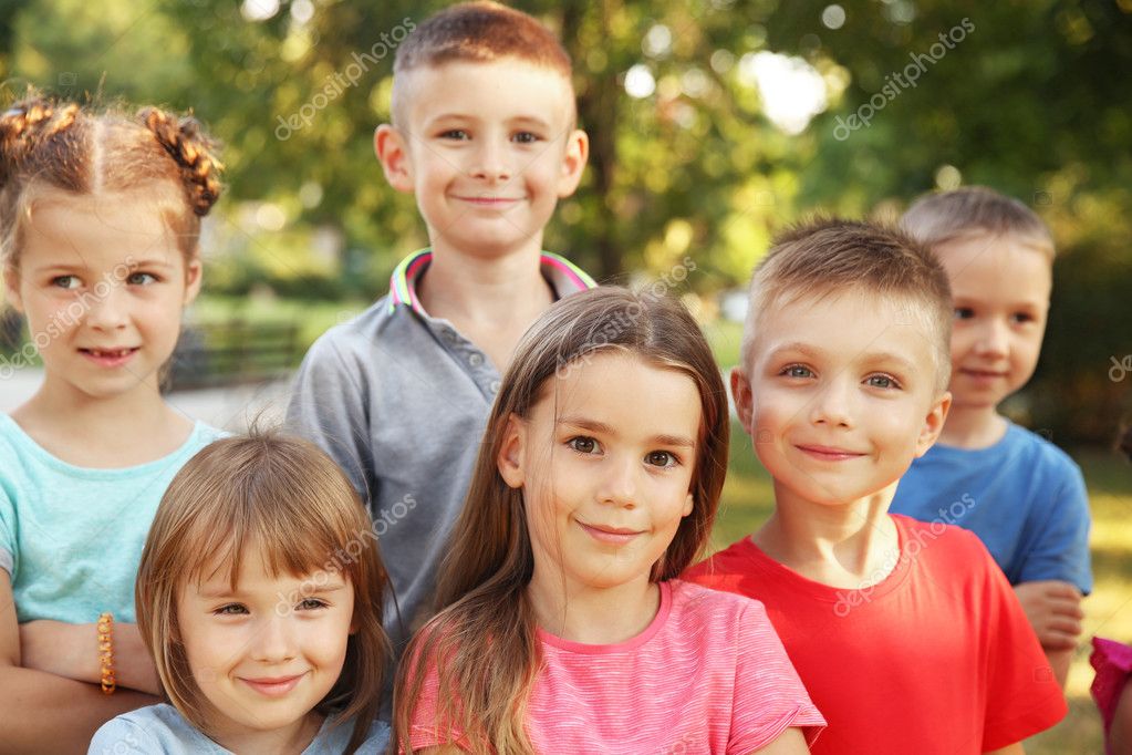 Group Happy Kids Park Stock Photo by ©belchonock 119856602