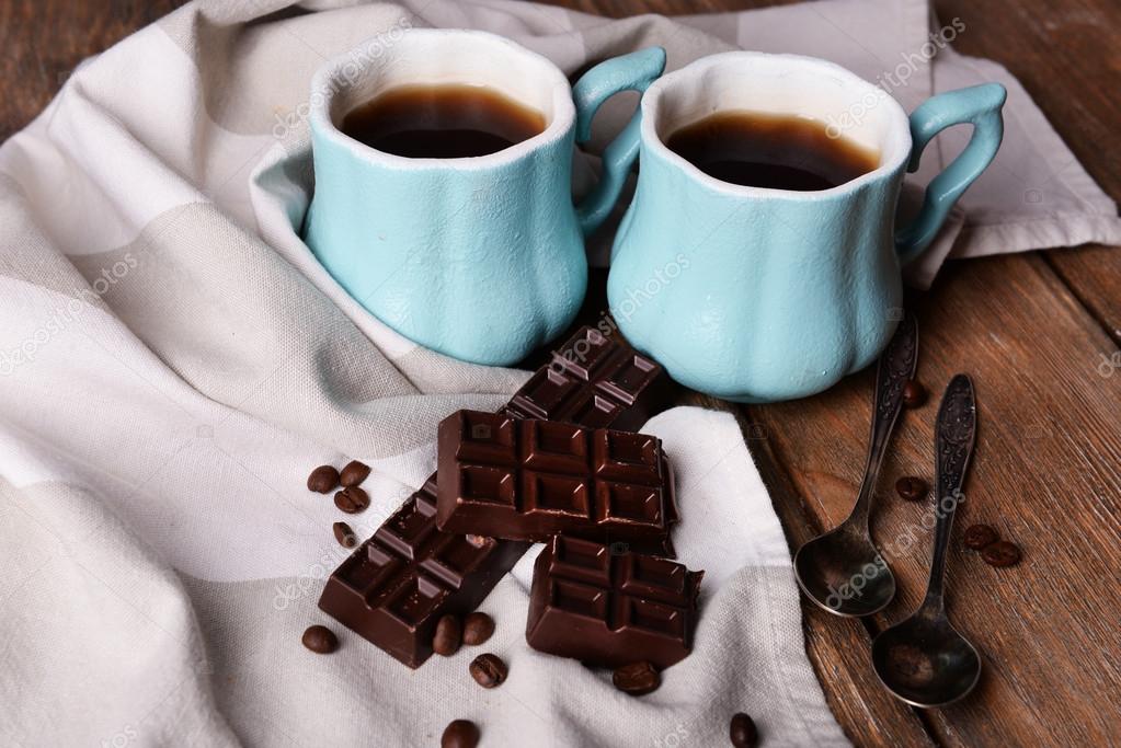 Cups of coffee with chocolate — Stock Photo © belchonock #56113573