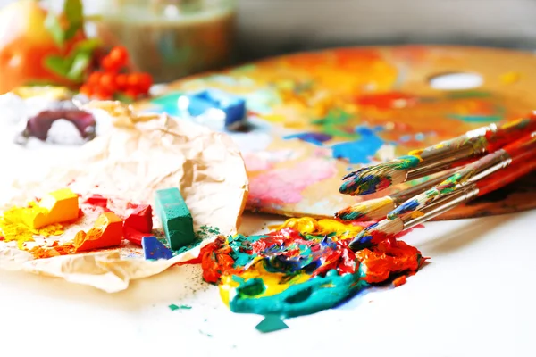 Professional art materials Stock Photo by ©belchonock 60779035