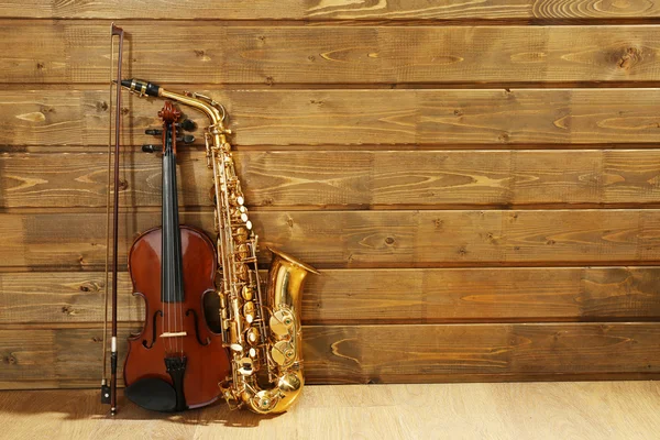 Sax tenor saxophone violin and clarinet in white — Stock Photo ...