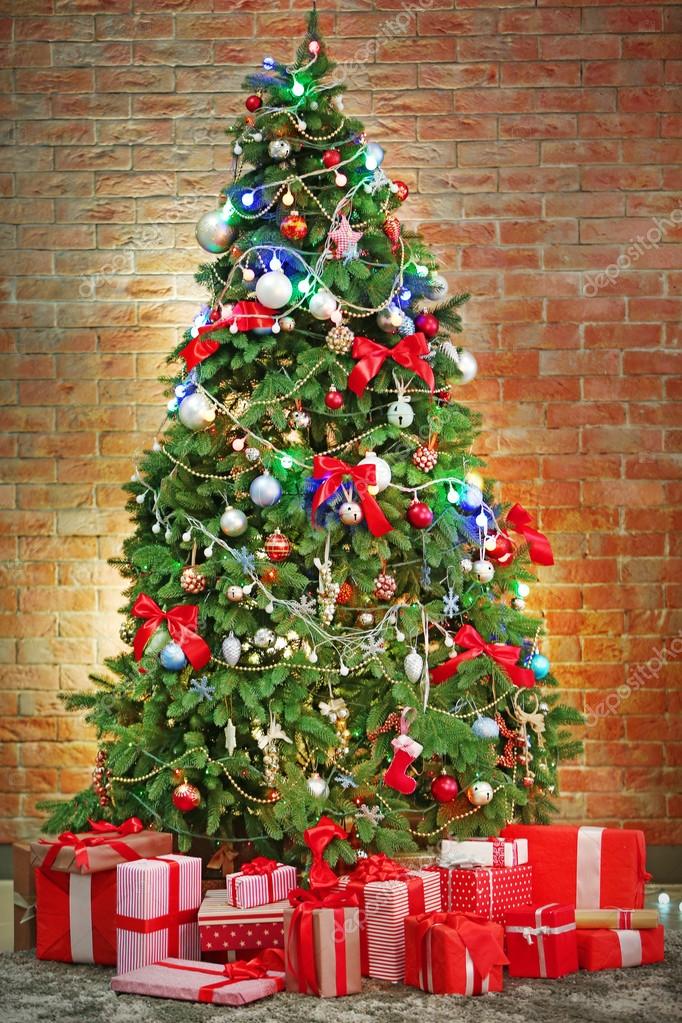 Weihnachtsbaum Mit Geschenken