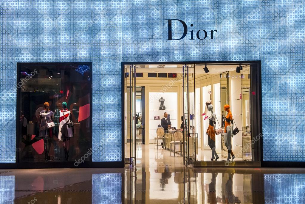 Dior Storefront