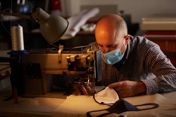 Man sewing Stock Photos, Royalty Free Man sewing Images | Depositphotos