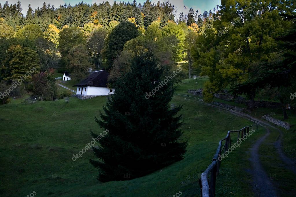 Balaze-Kaliste, Banska Bystrica, Eslovaquia: Monumento Cultural ...