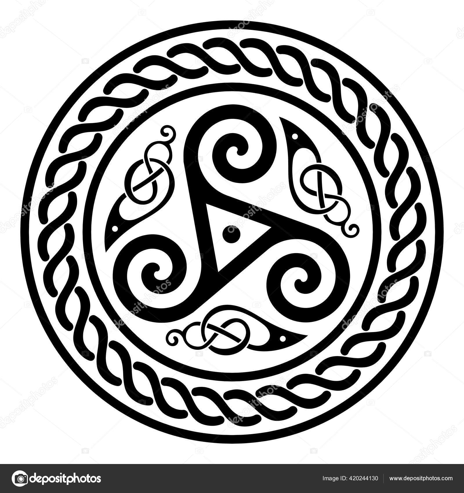 Round Celtic Design, triskele and celtic pattern Stock Vector Image by ...