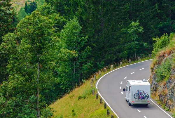 Rv travel Stock Photos, Royalty Free Rv travel Images | Depositphotos®