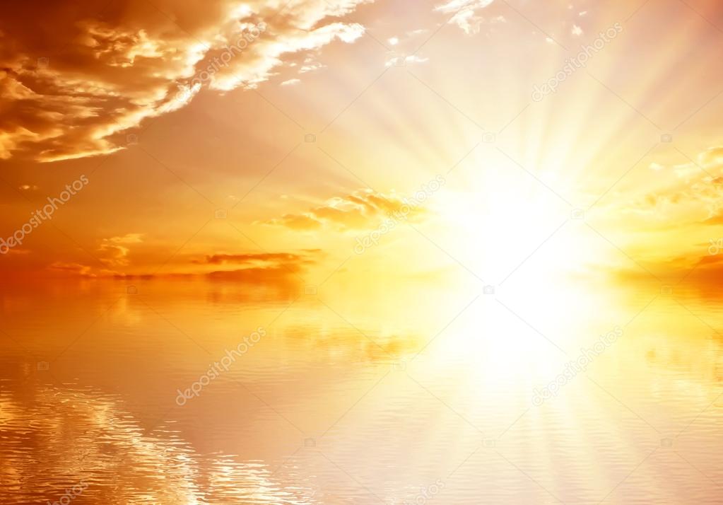 Red sunset over the sea — Stock Photo © Grycaj #103602762