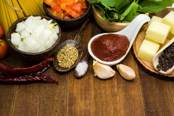 Ingredients feijoada images libres de droit, photos de Ingredients ...