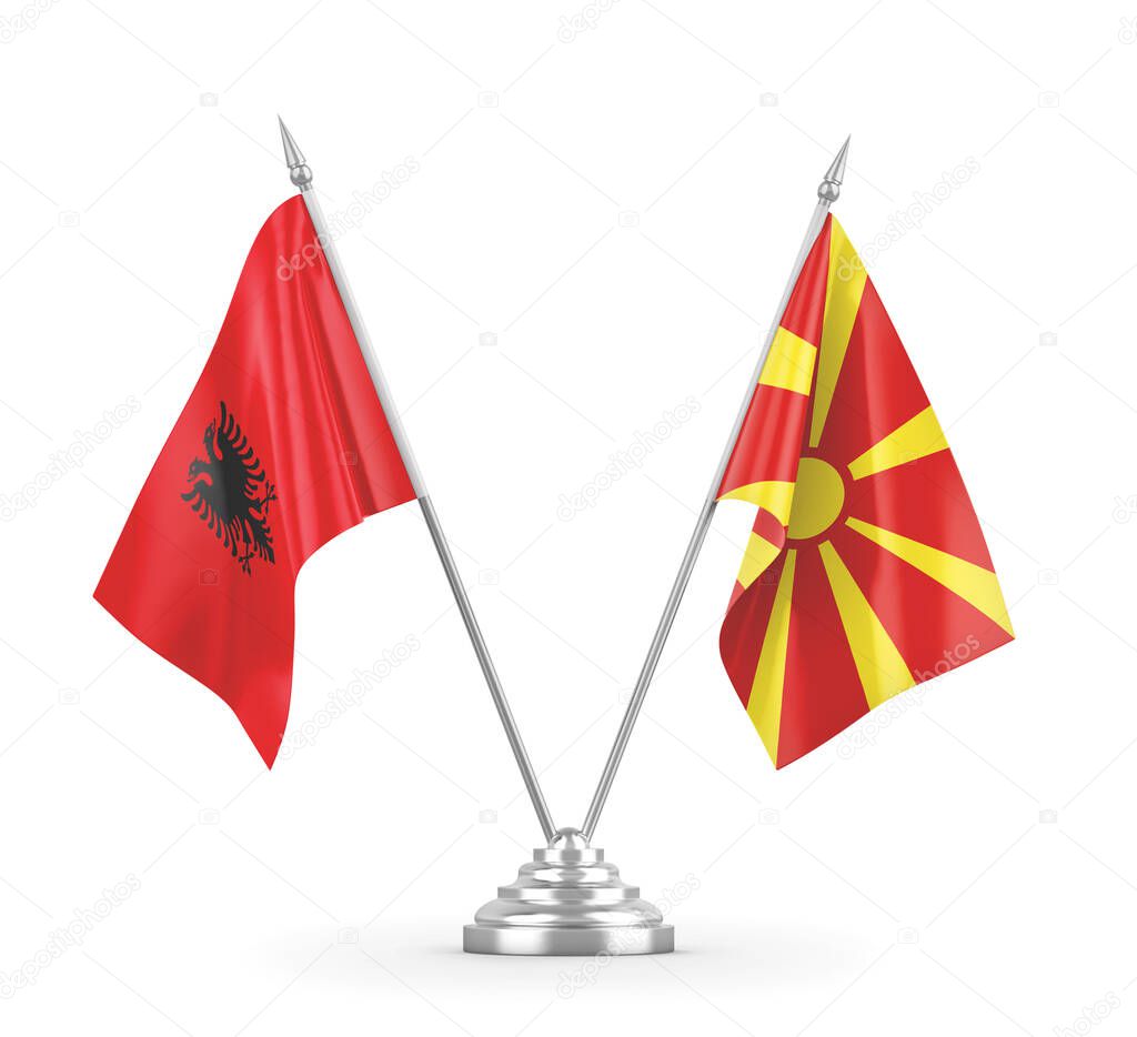 Banderas de mesa de Macedonia del Norte y Albania aisladas en ...