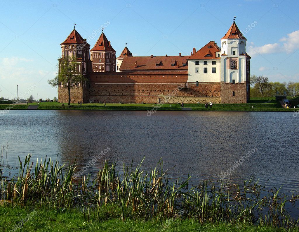 Mir Castle Complex. Belarus – Stock Editorial Photo © sinat #88358576