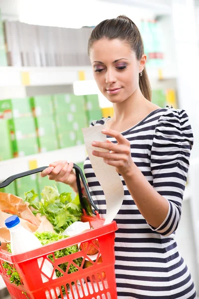 651 Long receipt Pictures, Long receipt Stock Photos & Images ...