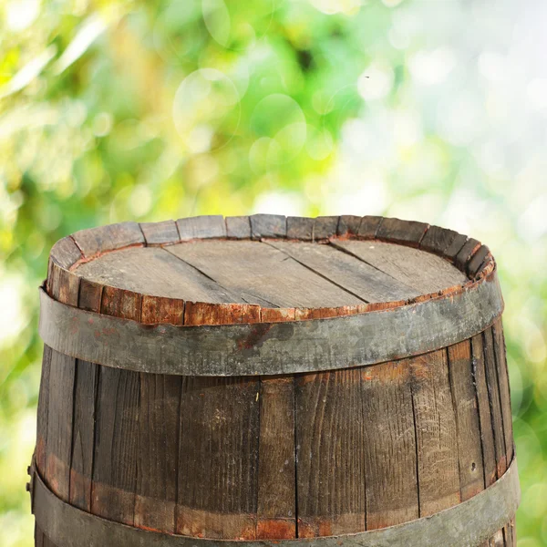 Tonneau vide images libres de droit, photos de Tonneau vide | Depositphotos