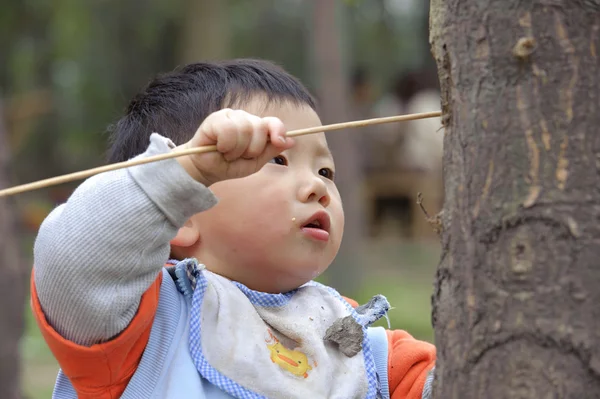 Child labor china Stock Photos, Royalty Free Child labor china Images ...