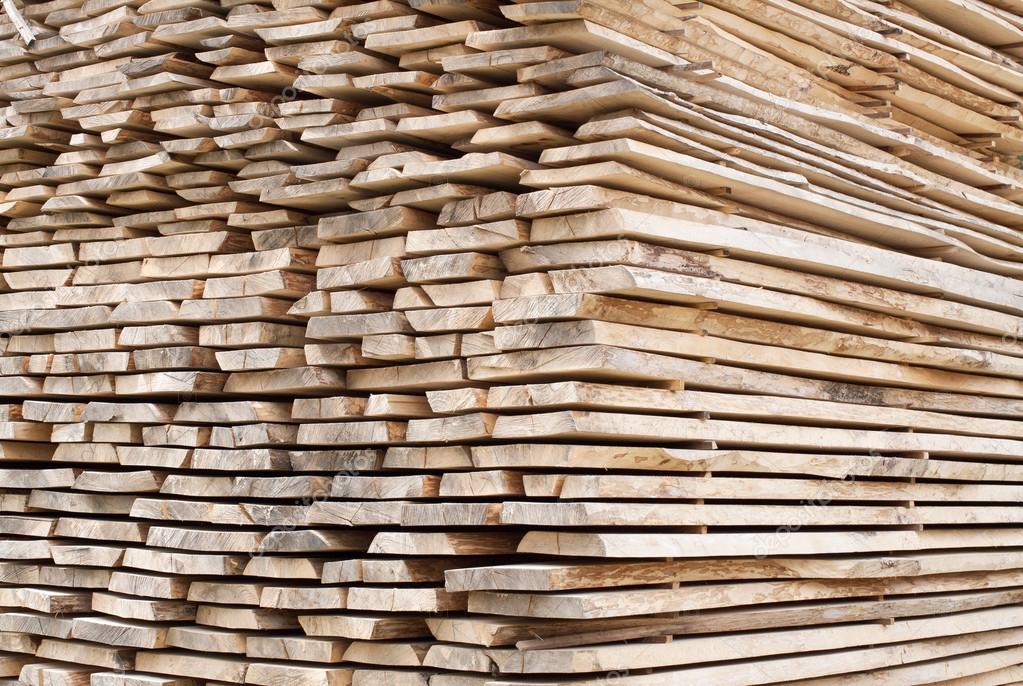 Stack of wood planks for construction buildings and furniture ...