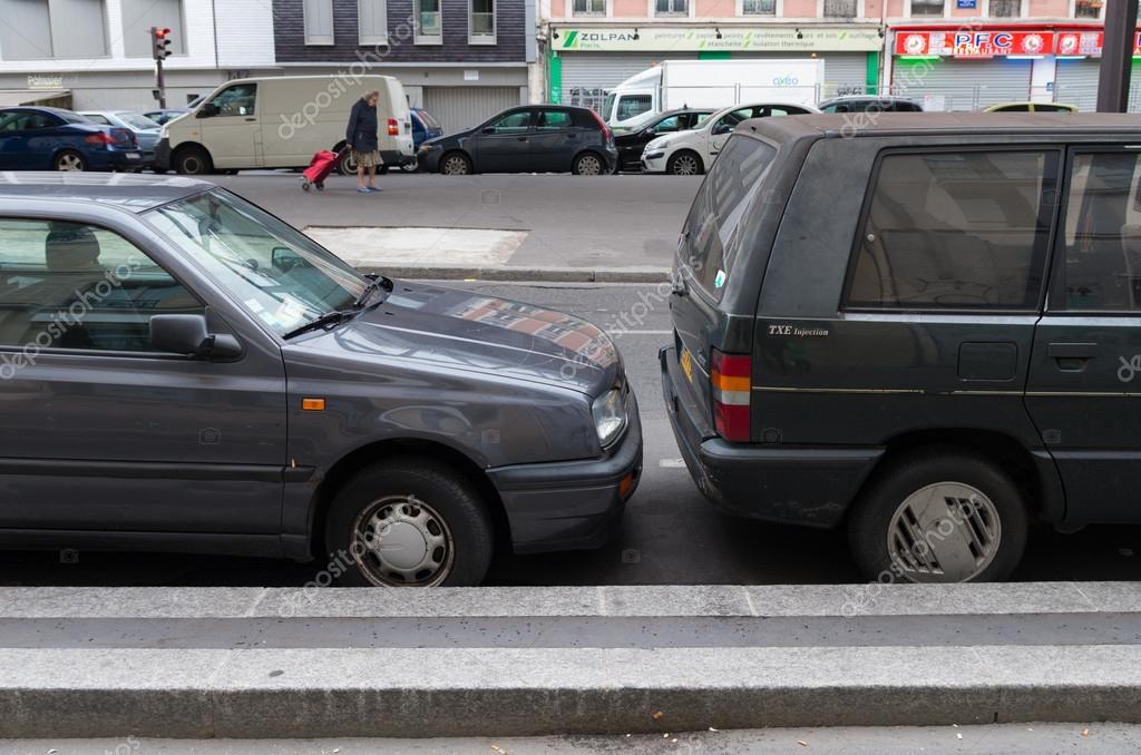 Parking in paris — Stock Editorial Photo © hansenn #66102011