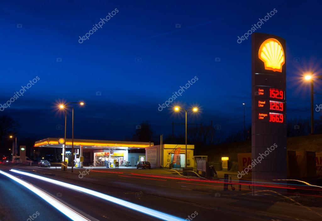 Gas station at night — Stock Editorial Photo © hansenn #93220030