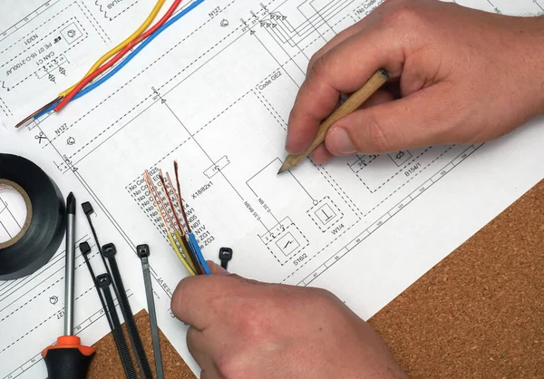 Elektrischer schaltplan Stock Photos, Royalty Free Elektrischer ...