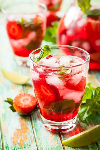 Refreshing summer drink with Strawberry - Stock Image - Everypixel