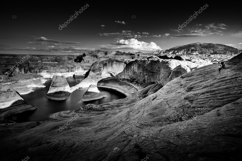Hiking Reflection Canyon Lake Powell Utah — Stock Photo © kwiktor ...
