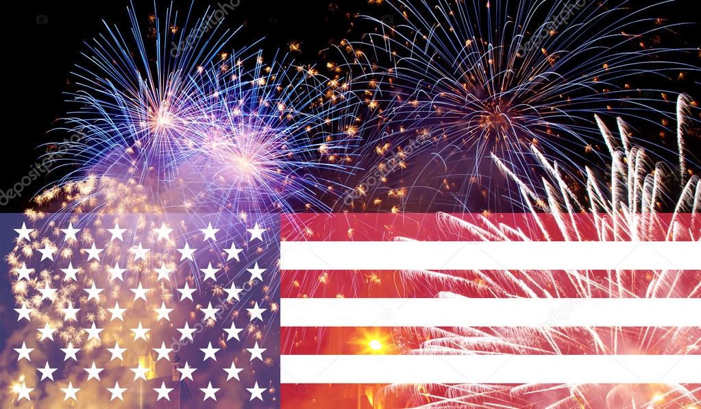 Fuegos artificiales de celebración en el fondo de la bandera de Estados ...