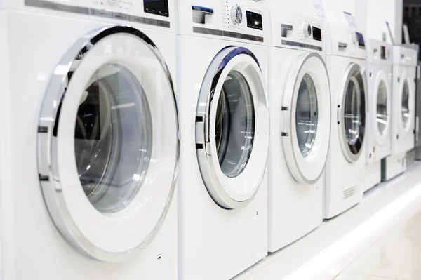 washing mashines in appliance store - Stock Image - Everypixel
