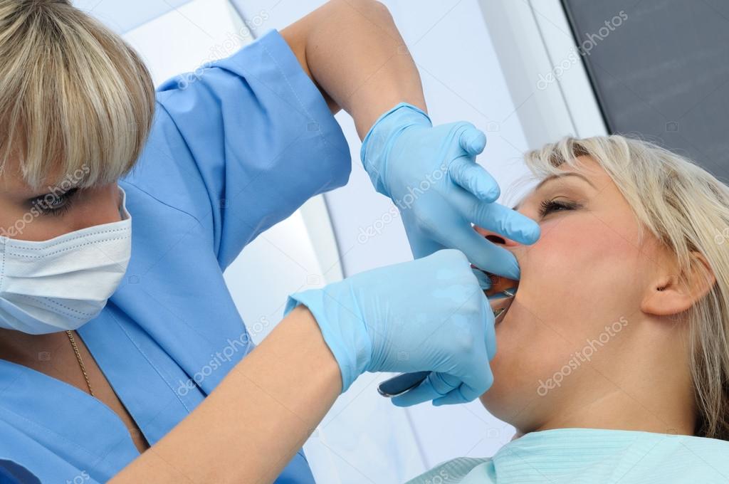 Tooth extraction — Stock Photo © starush #66190445