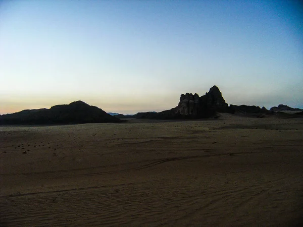 El madar fotos de stock, imágenes de El madar sin royalties | Depositphotos