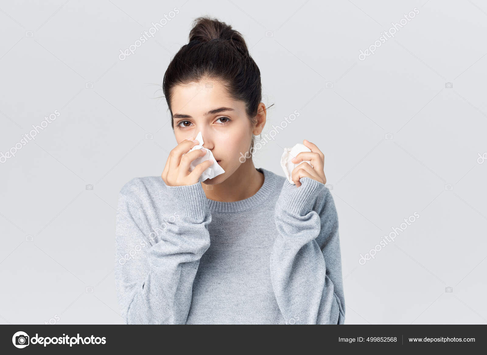 Woman with unhappy facial expression cold infection disease — Stock ...