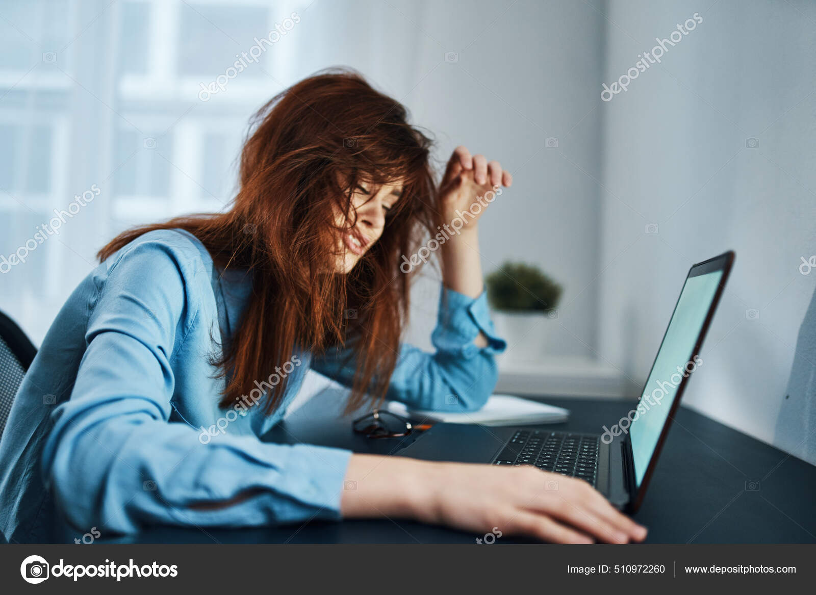 Woman student in front of laptop learning fatigue — Stock Photo ...