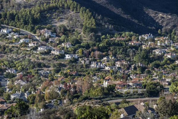 Calabasas California lujo ladera casas 2024