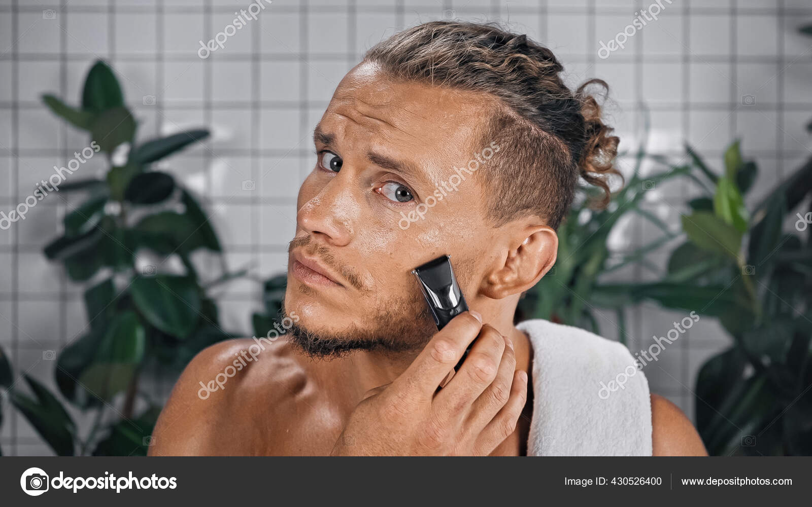 Shirtless Man Using Electric Razor Looking Camera Bathroom Plants ...