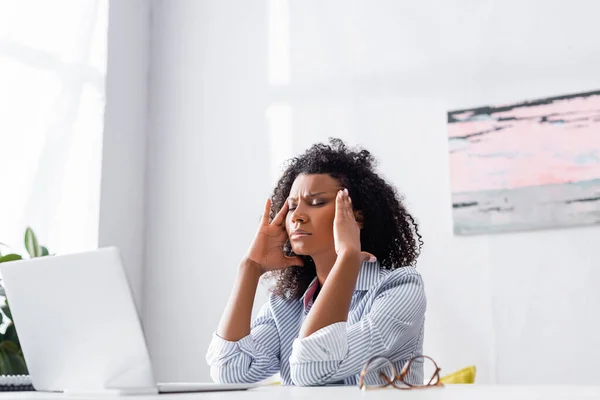 Headache office Stock Photos, Royalty Free Headache office Images ...