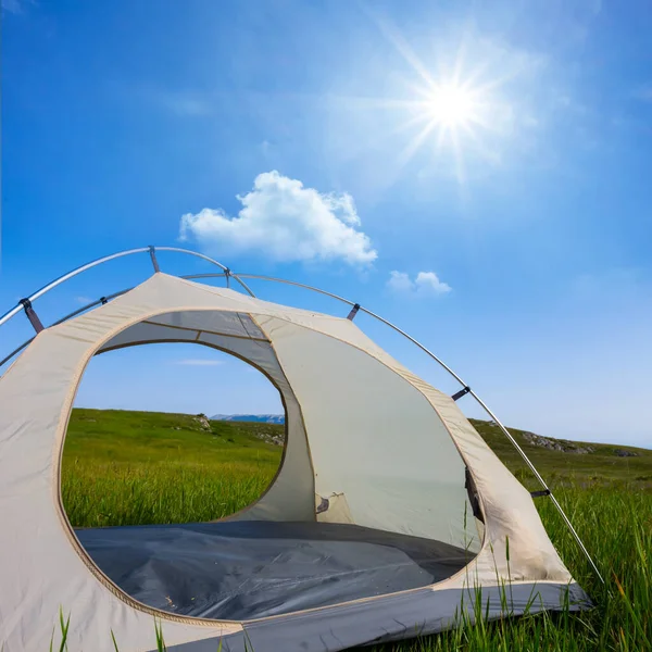 Tent sun Stock Photos, Royalty Free Tent sun Images | Depositphotos