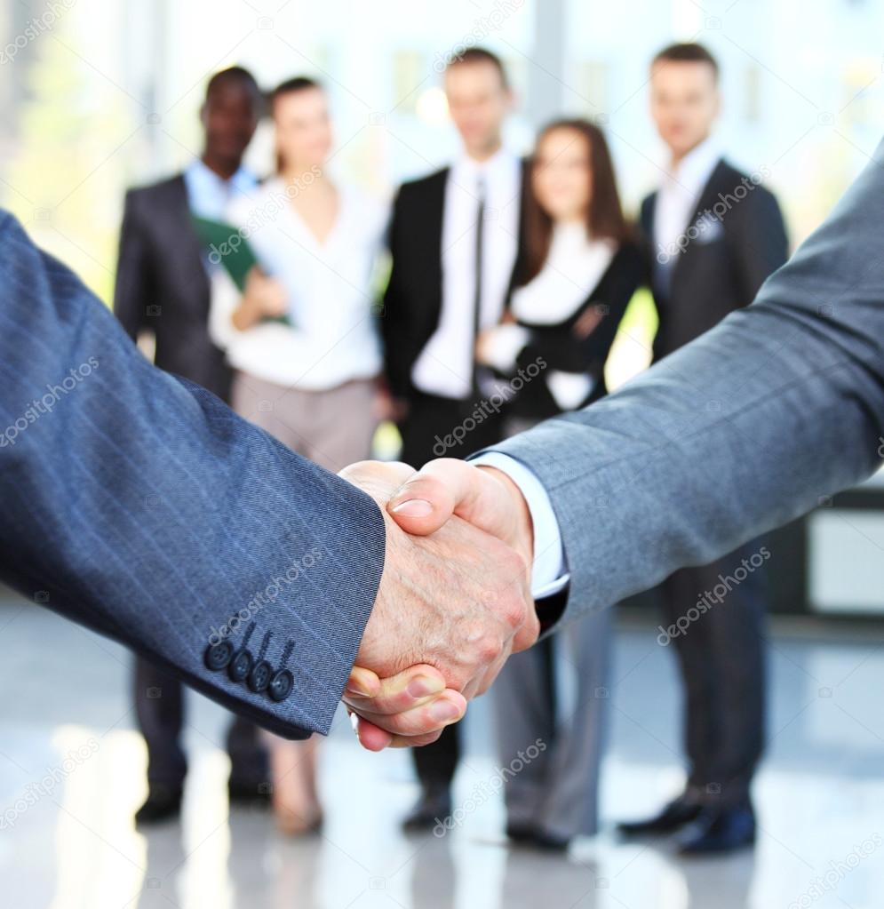 Negocios apretón de manos. 2024