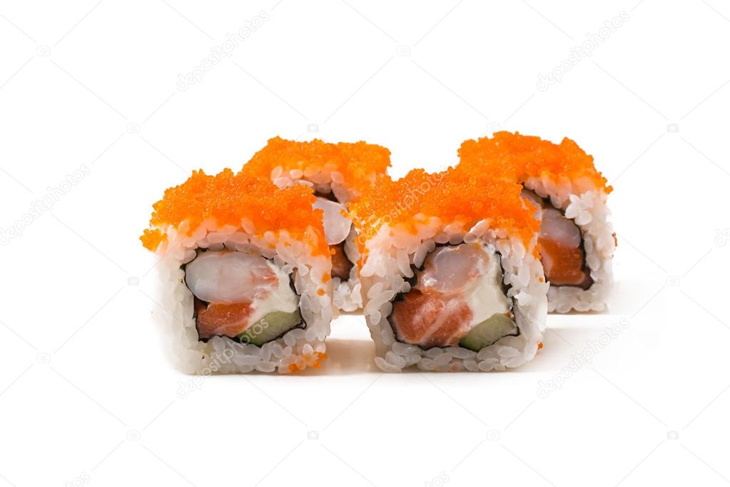 Rollos de sushi japoneses frescos tradicionales aislados sobre fondo ...