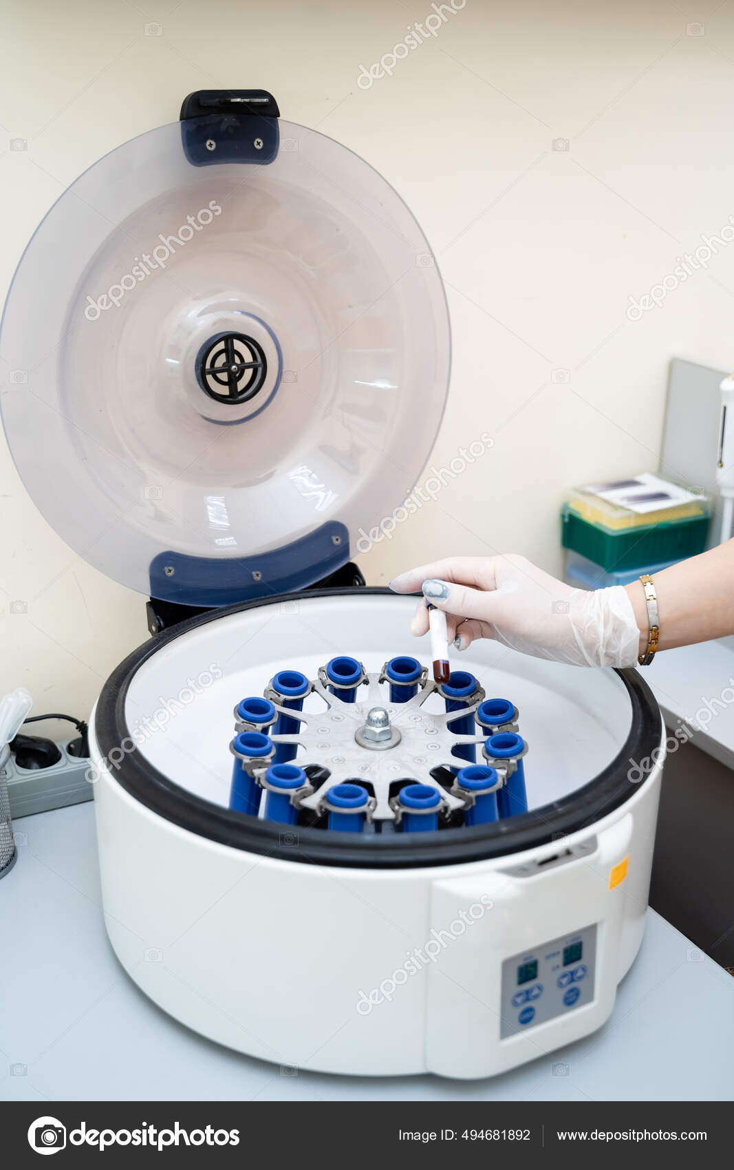 Centrifuge Laboratory Apparatus