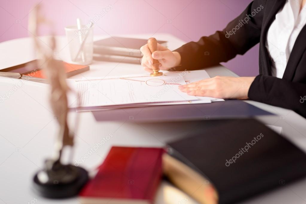 Notario Notariado público del documento. 2022